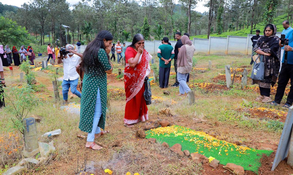 Wayanad remembers landslides victims - The Hindu