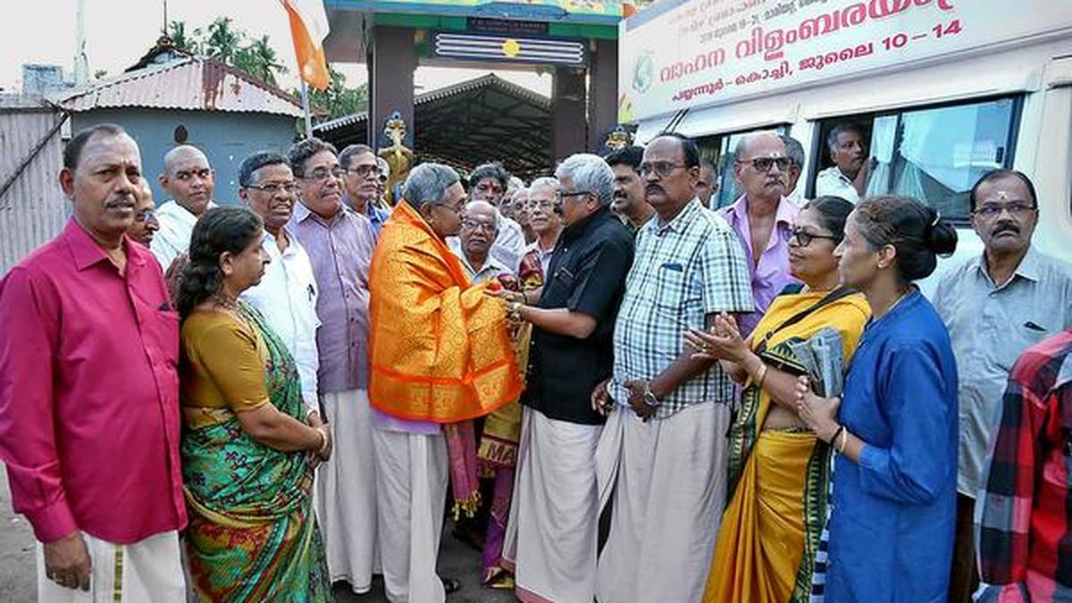 Tamil Brahmins to hold global meet in Kochi - The Hindu