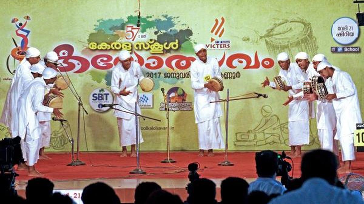 Duff Muttu captivates crowds - The Hindu