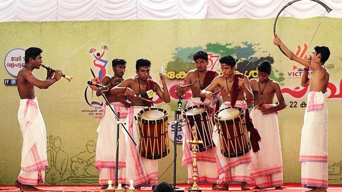 Chenda draws large crowds - The Hindu