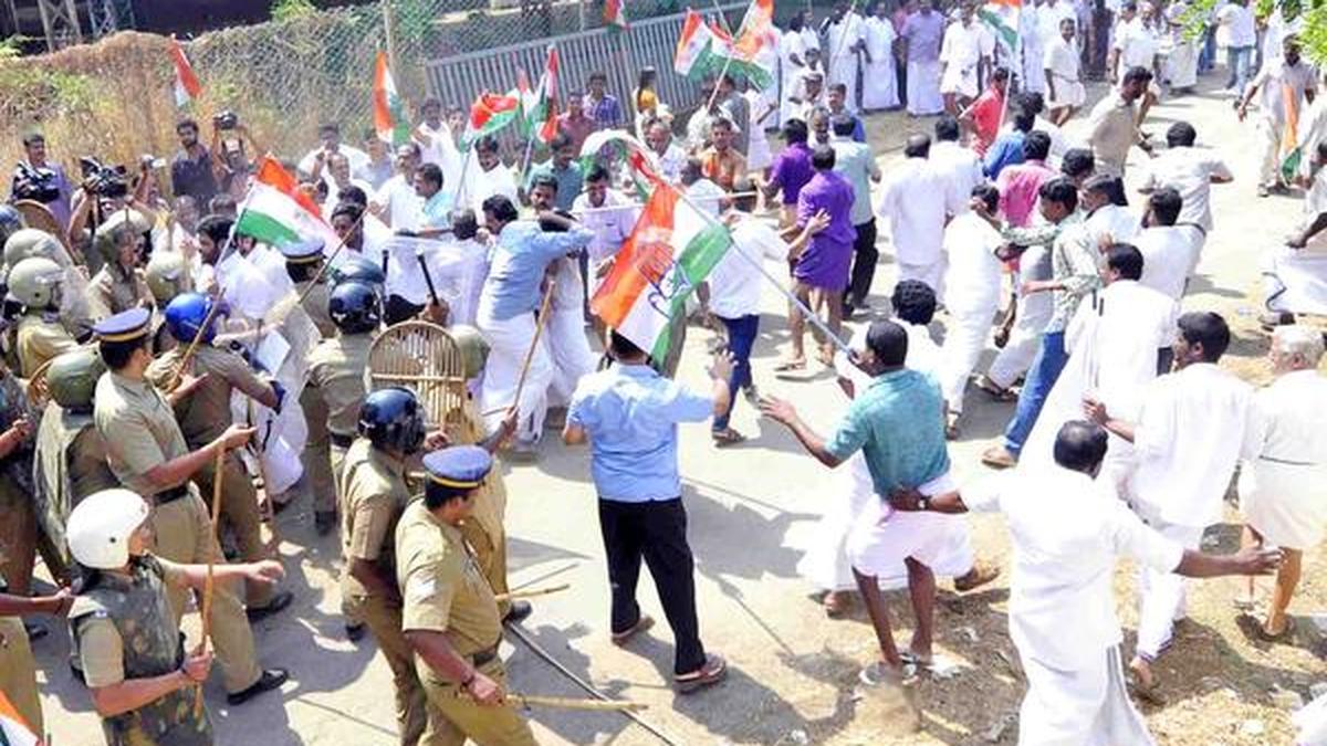 Walayar case: SI suspended - The Hindu