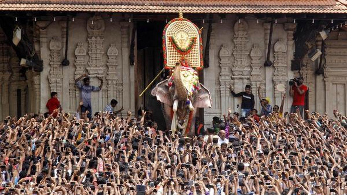 The mega spectacle of Thrissur Pooram - The Hindu