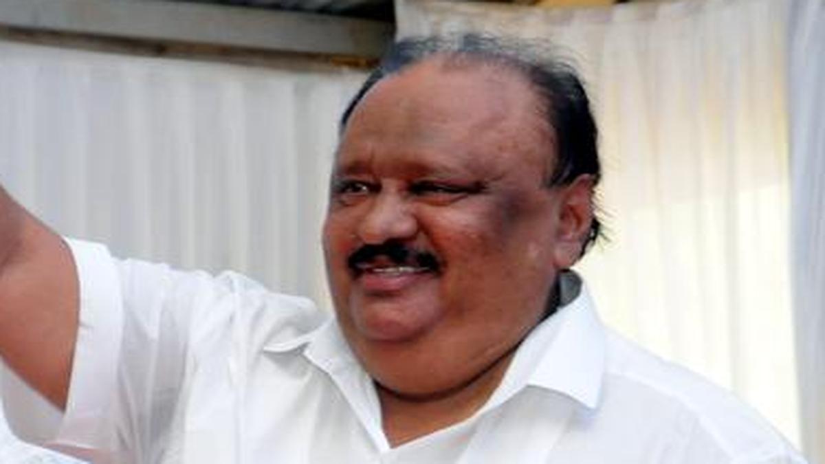 Thomas Chandy’s resort terms report arbitrary - The Hindu