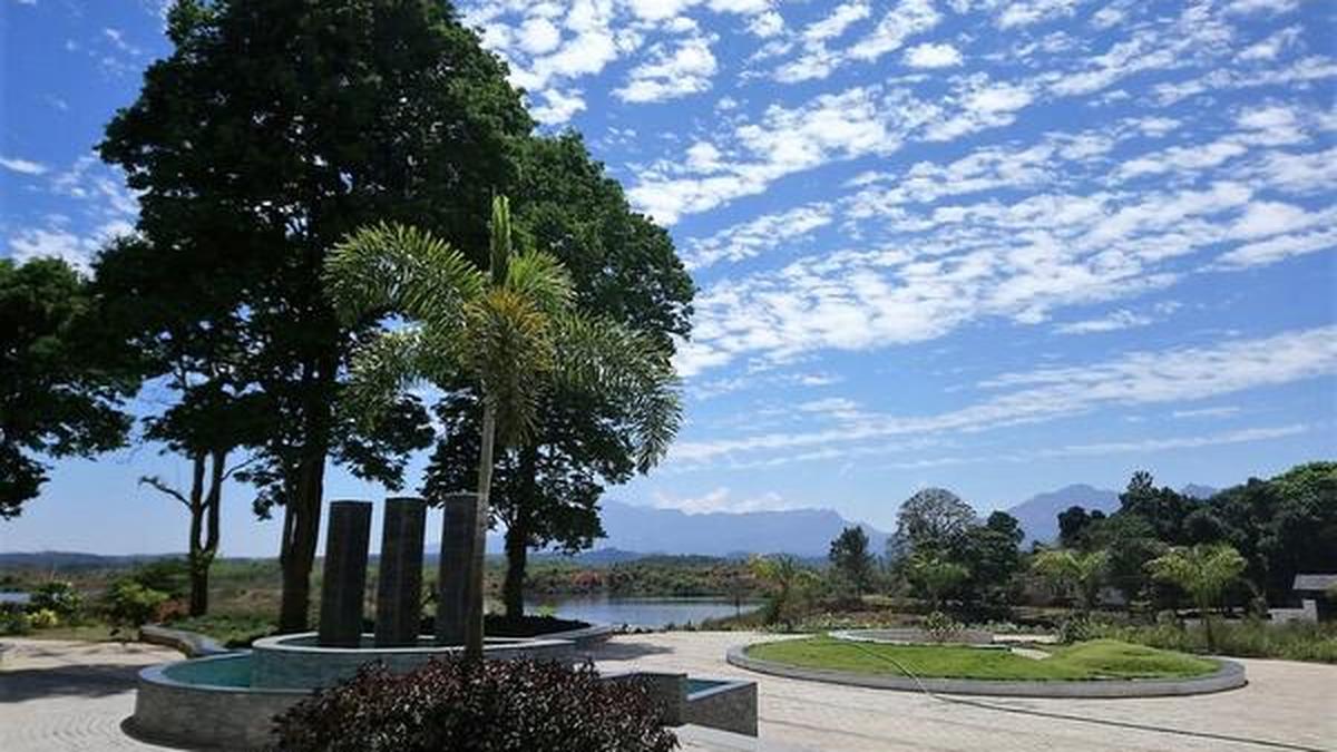 Karapuzha draws tourists in hordes - The Hindu