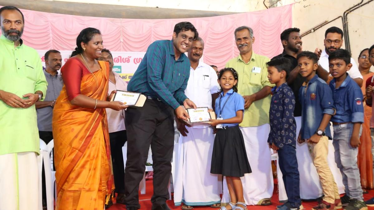 Collector hands over scholarships to students under ‘Disha’ project ...