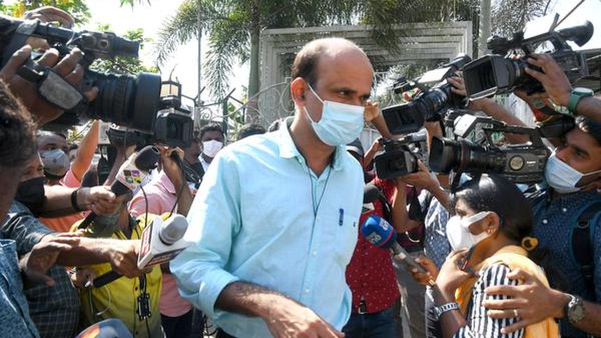 CB sleuths raid Dileep’s house, office - The Hindu