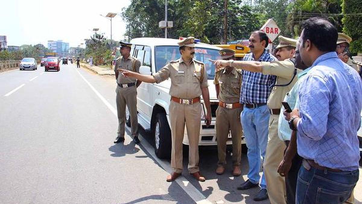 NATPAC inspects Kottayam roads - The Hindu