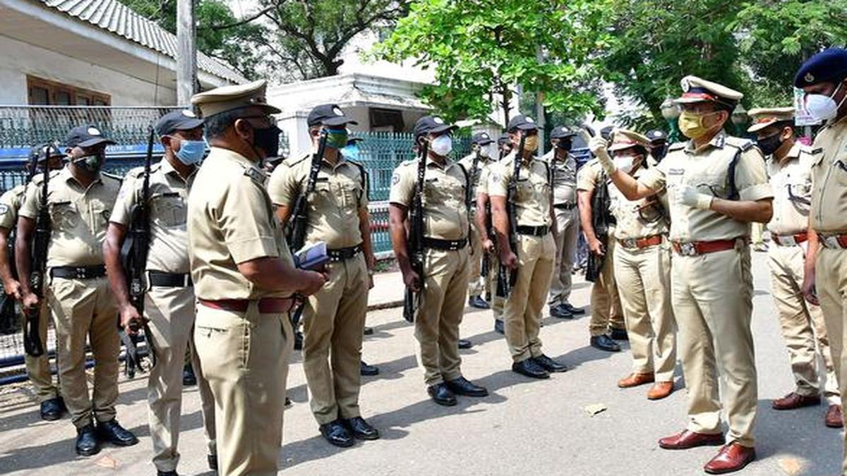 Anti-govt. protests sweep Kerala on formation day - The Hindu