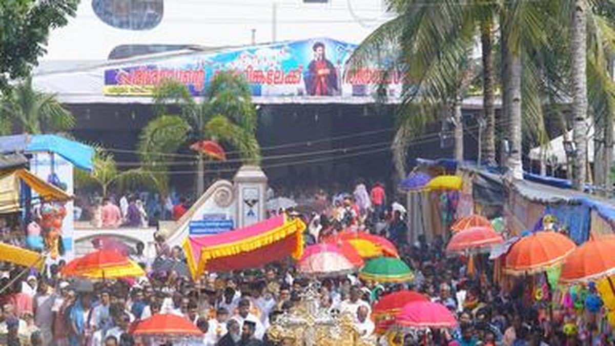 Parumala church fete concludes - The Hindu