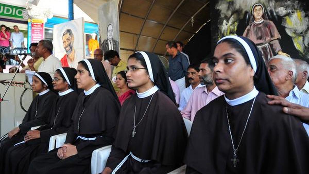 Dissident nuns walk out protesting against ‘hate speech’ - The Hindu