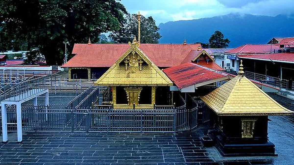 Panel suggests limiting pilgrims during Sabarimala season - The Hindu