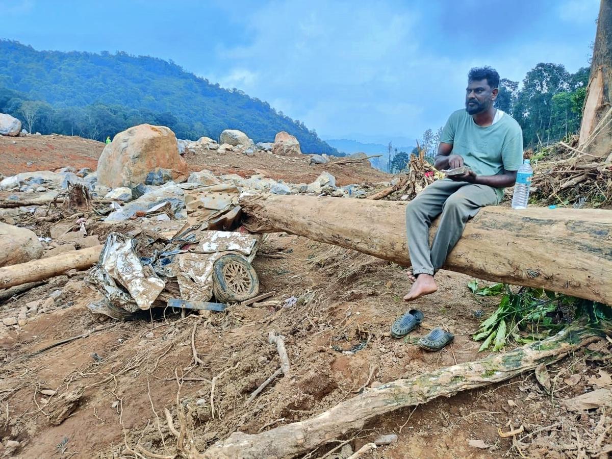 Wayanad landslides: how operators of earth movers have become good Samaritans at disaster zone ...