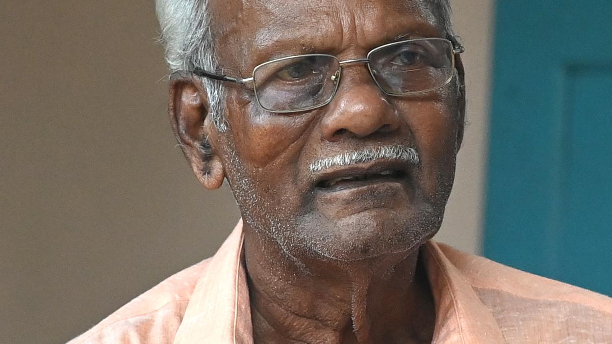 Writer Narayan passes away - The Hindu