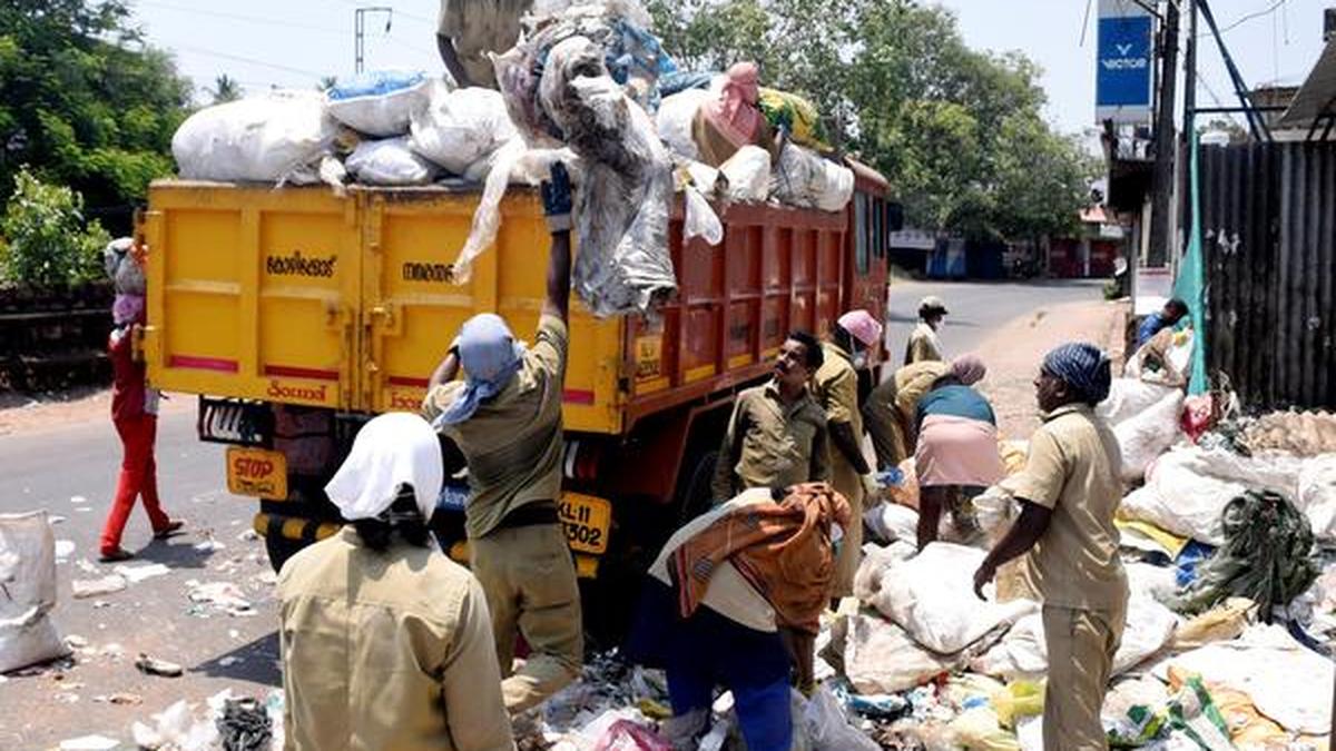 Ensure daily garbage removal, Collectors told - The Hindu
