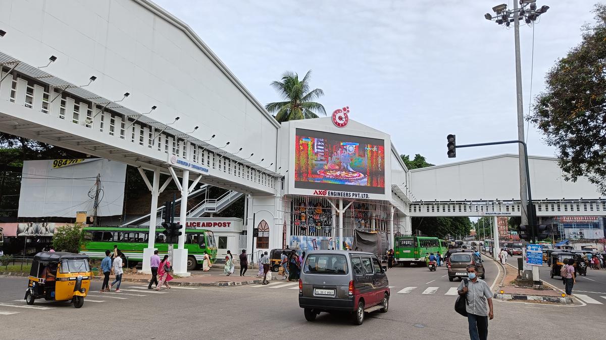 Foot overbridge at East Fort all set for opening - The Hindu