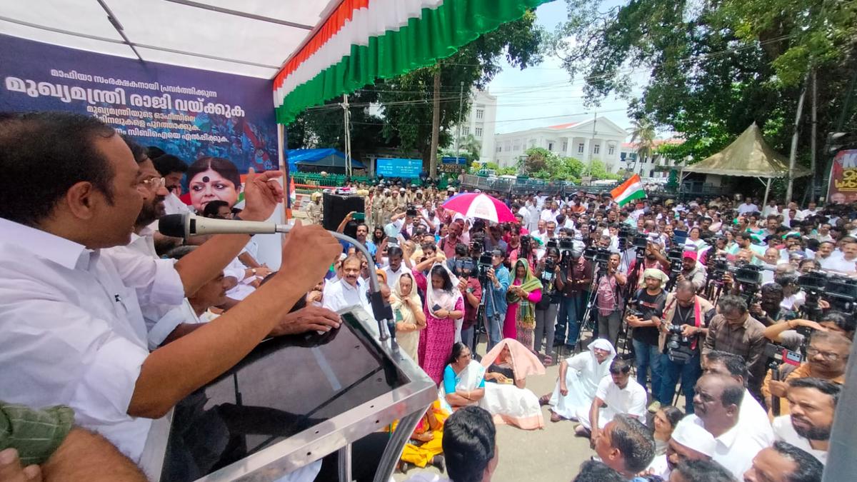 Women fearful of approaching police in Kerala, says Opposition Leader V ... Women fearful of approaching police in Kerala, says Opposition Leader V ...