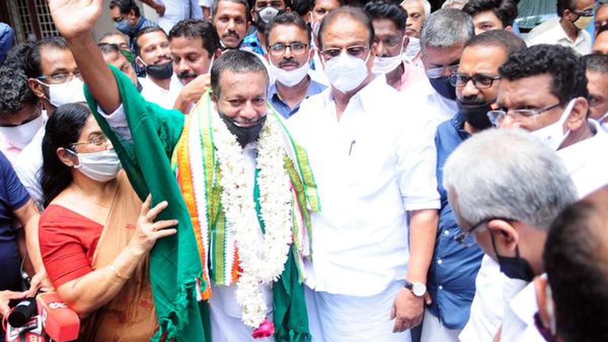 Kannur Mayor quits post under UDF deal - The Hindu