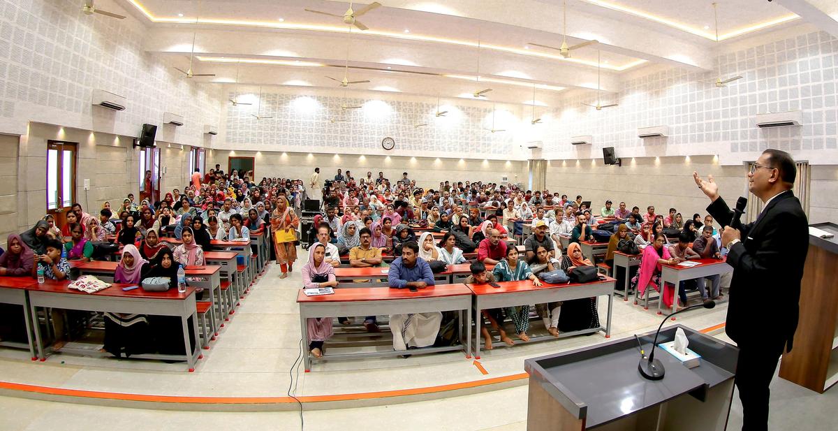 Madin Academy treats parents of NEET aspirants with kindness - The Hindu