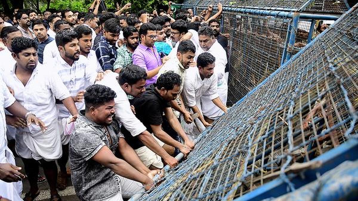 Give Walayar case to CBI: MYL - The Hindu