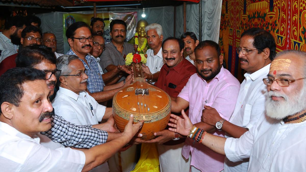 Maestro’s tanpura taken to Guruvayur Chembai Music Fest - The Hindu