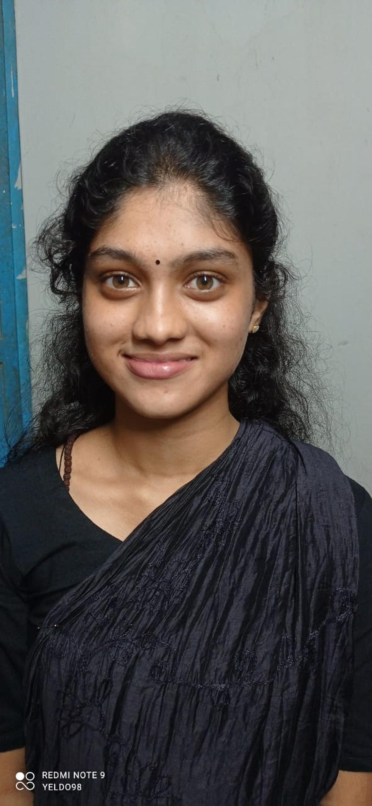 Ernakulam district school Kalolsavam begins on a colourful note at ...