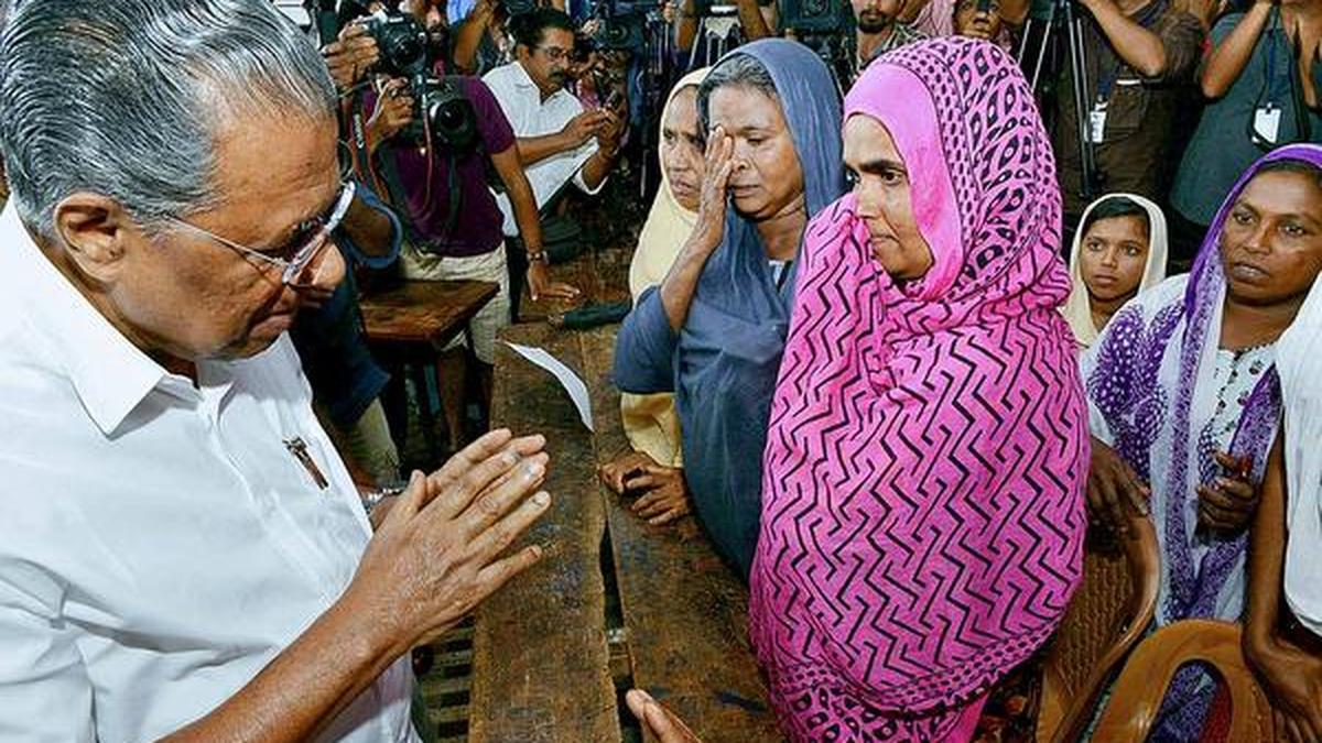Puthumala victims narrate woes to CM - The Hindu