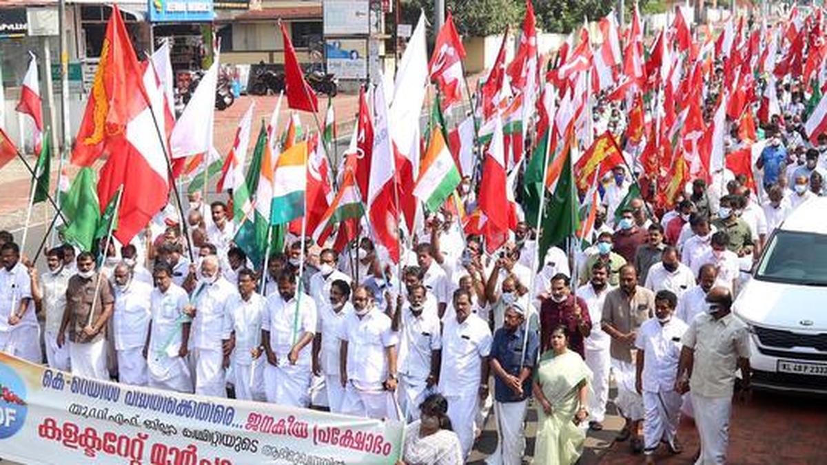 UDF holds State-wide protest against SilverLine - The Hindu