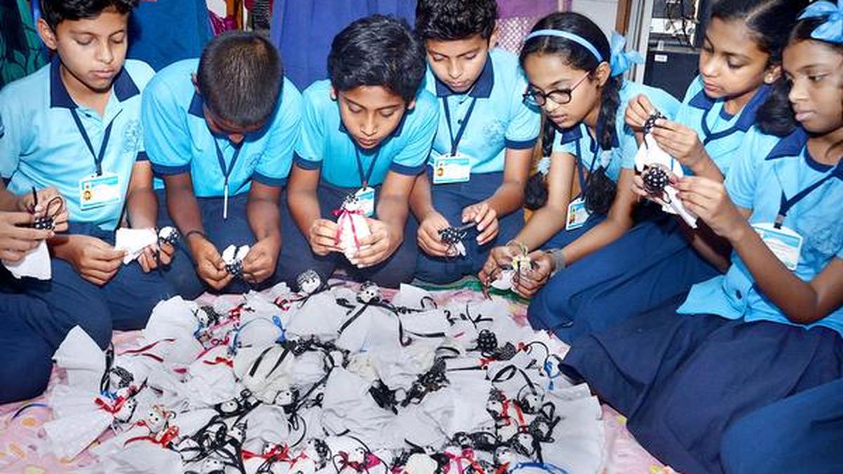 Kemi to help flood-hit children - The Hindu