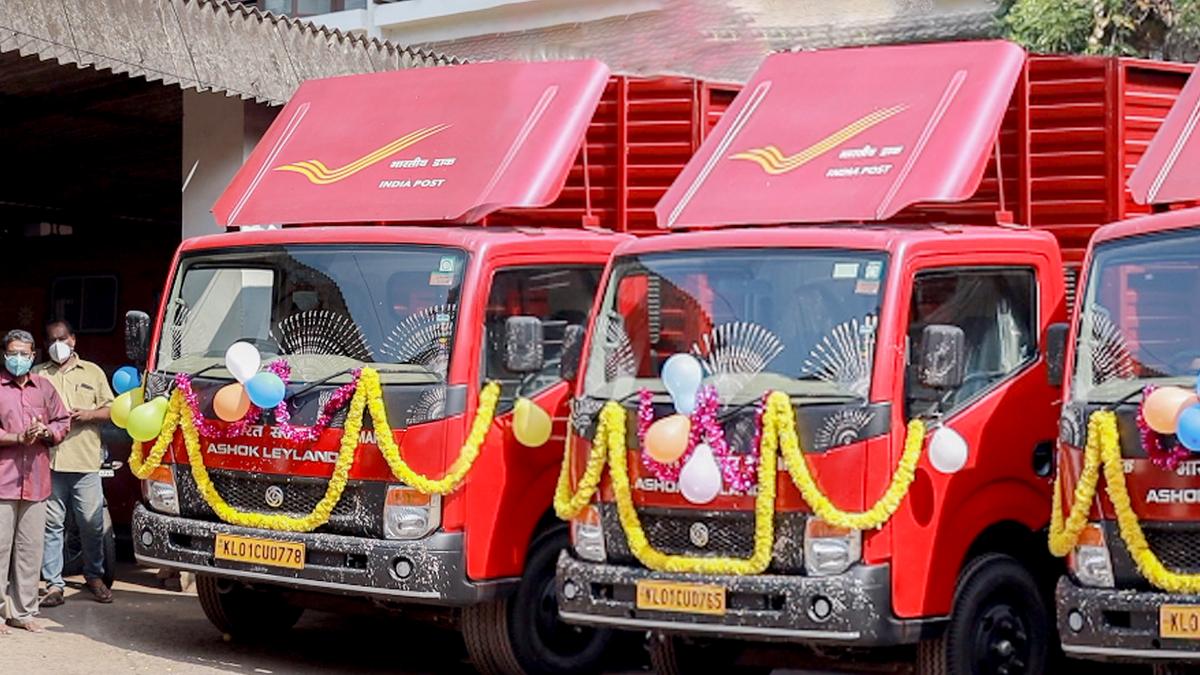 Mail motor service vans flagged off - The Hindu
