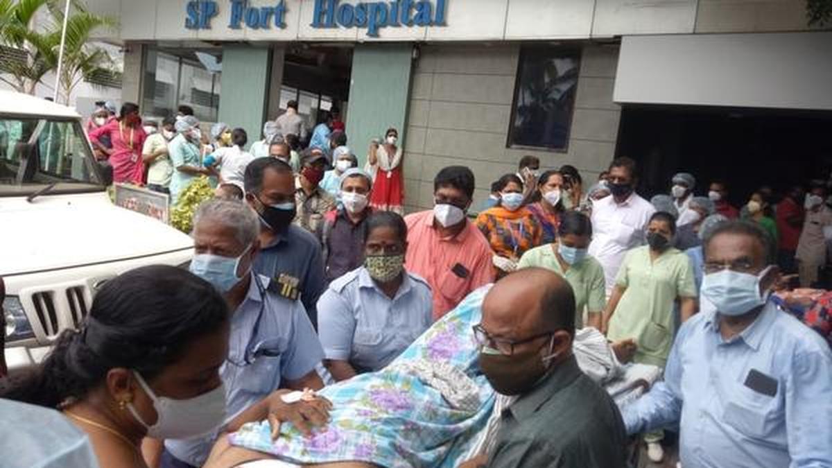 Fire breaks out at SP Fort hospital in Thiruvananthapuram, 16 patients ...