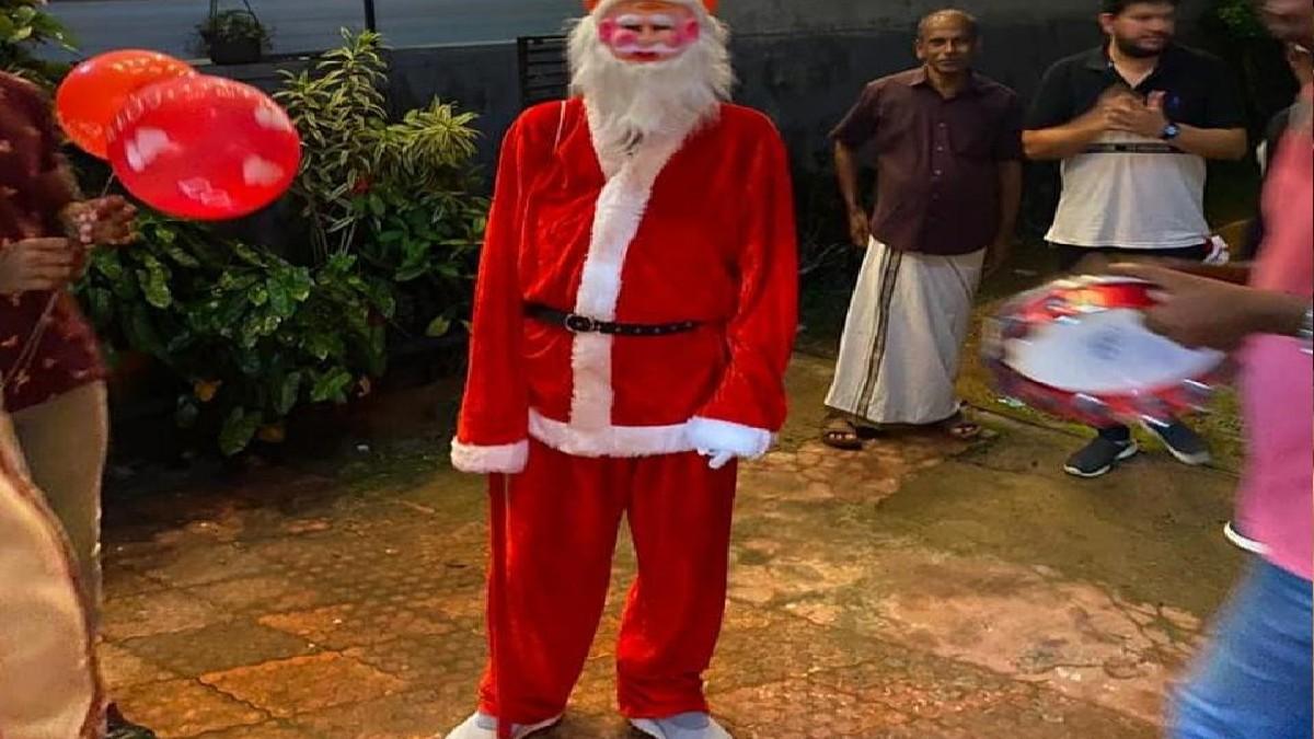 Bengal Santa completes revelry in Kerala - The Hindu