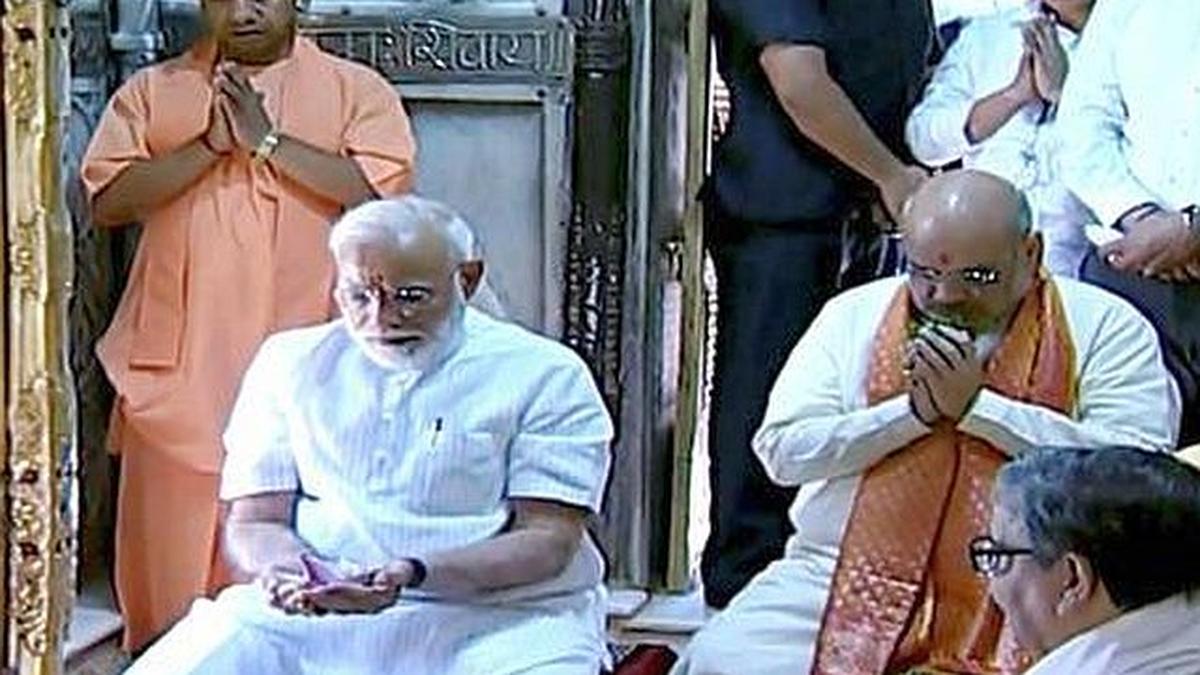 Modi in Varanasi for thanksgiving visit, credits grassroot workers for ...