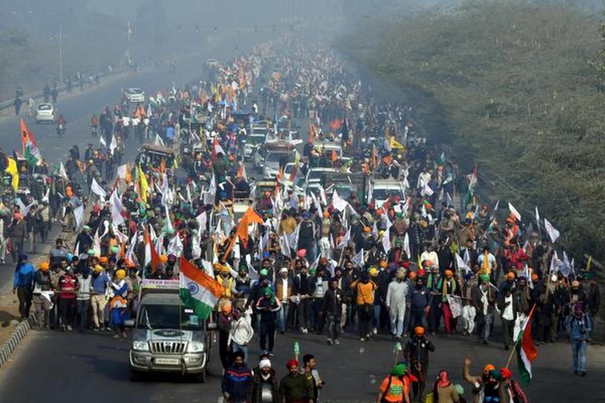 A parallel parade marred by violence | Tractor rally in pictures - The ...