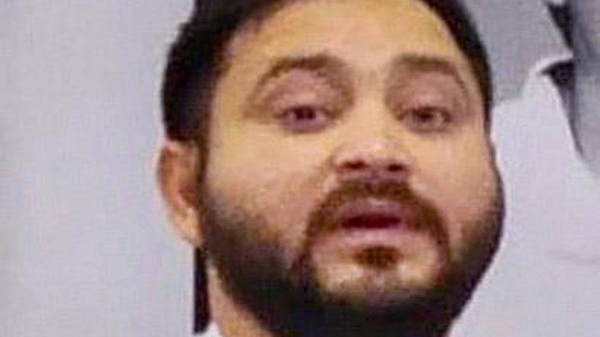 Tejashwi wants CBI probe into murder of ‘political-social worker’ - The ...