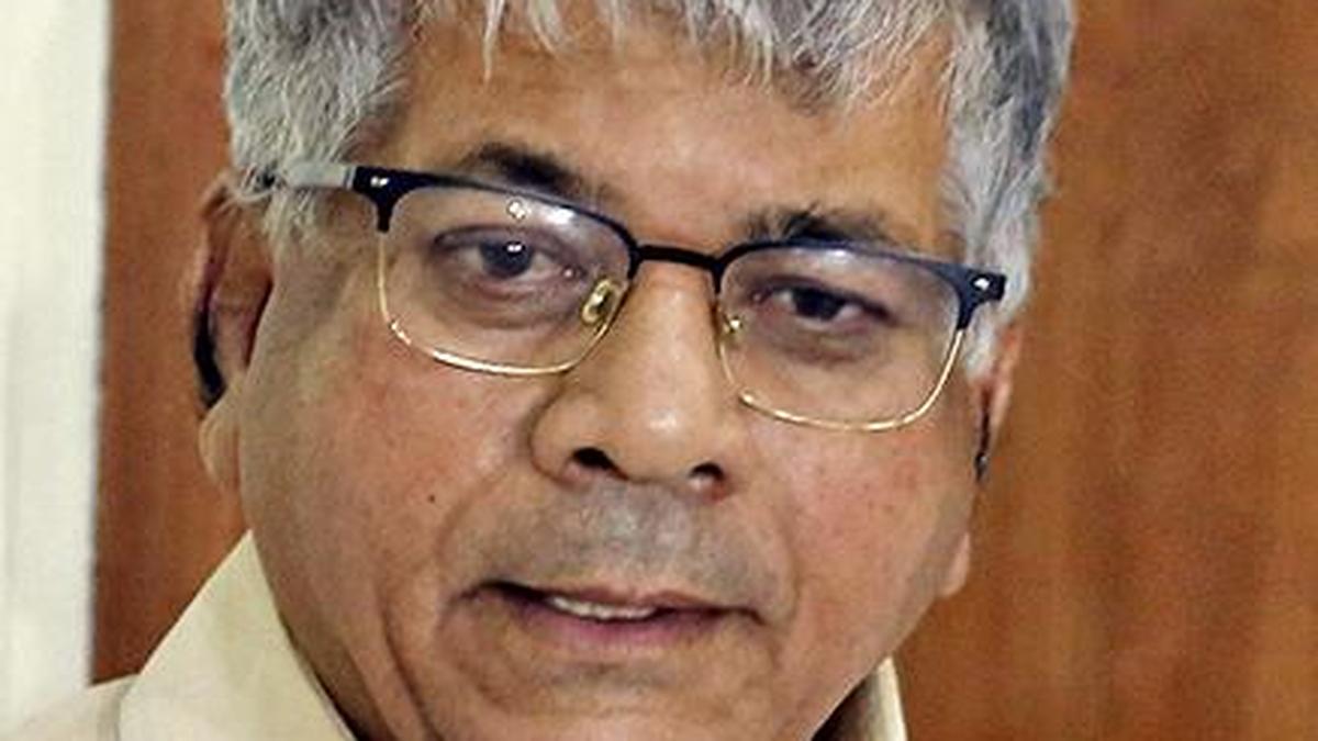 Tweet on VBA talks with Cong. goes viral - The Hindu