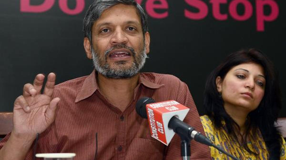 Nikhil Dey, 3 others acquitted in 19-year-old RTI-related case - The Hindu