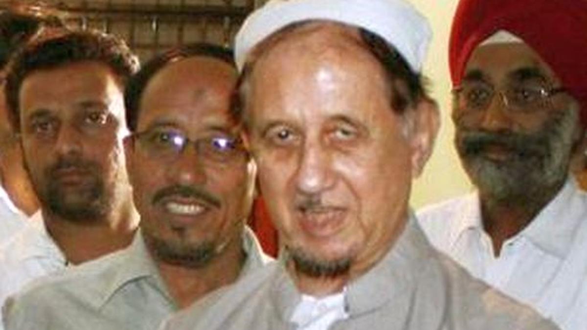 Shia cleric Kalbe Sadiq passes away - The Hindu