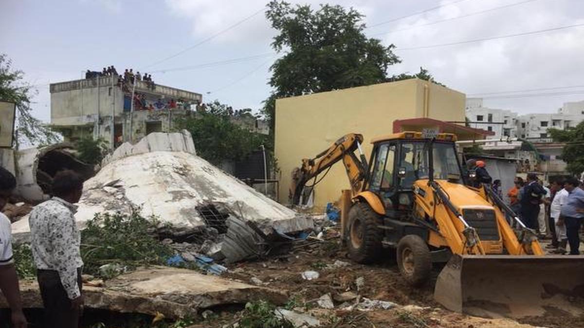 3 killed, 6 injured as overhead water tank collapses in Ahmedabad - The ...