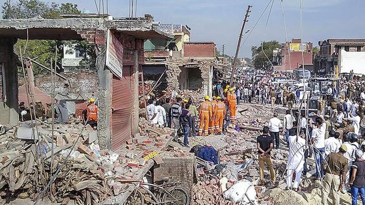 13 killed, 6 hurt in U.P. shop explosion - The Hindu