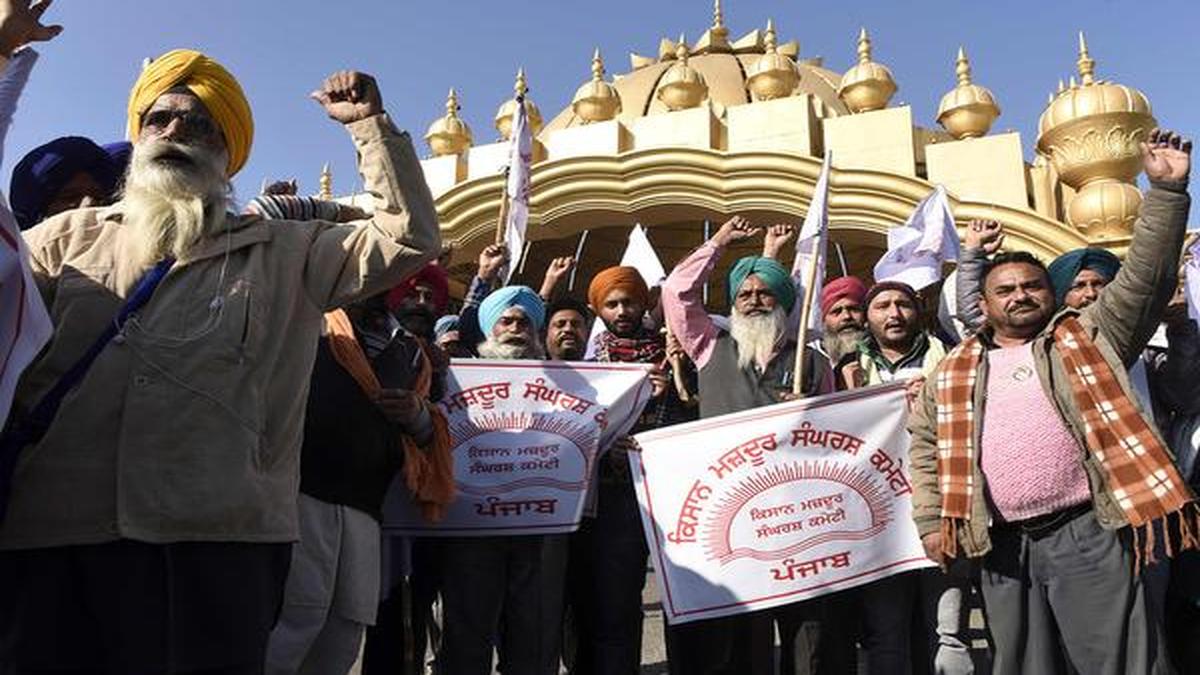 Dilli Chalo protest | Punjab farmers in no mood to relent - The Hindu