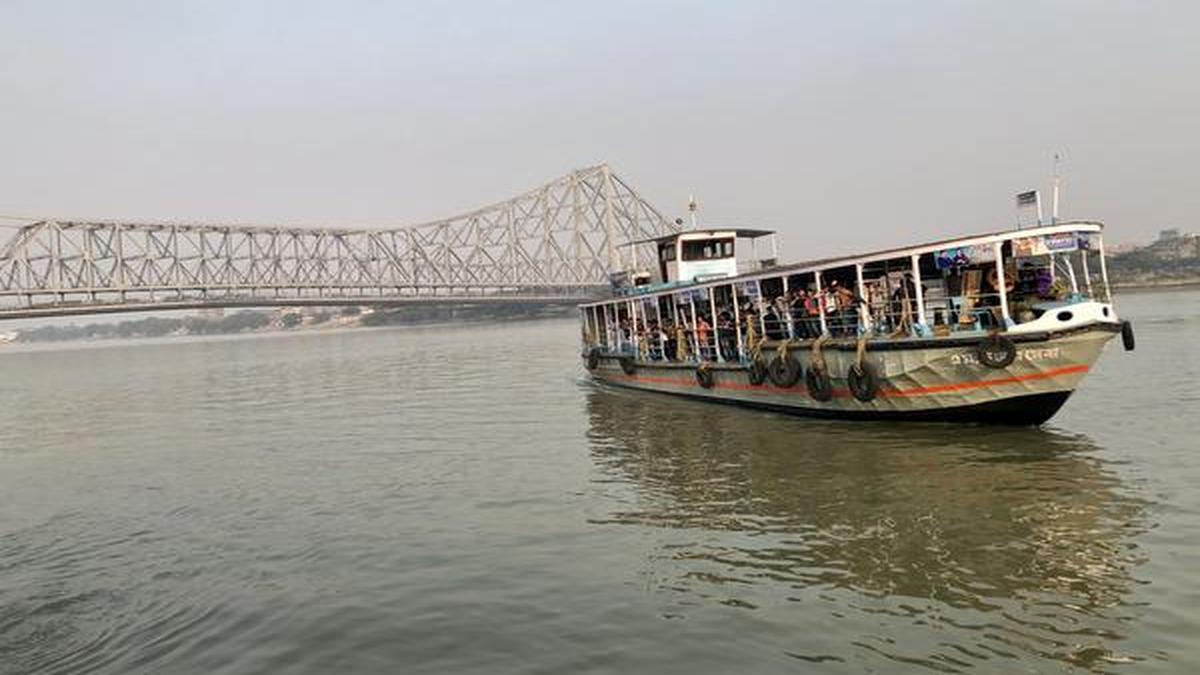 Kolkata-Howrah ferry service, a war boon, is booming today - The Hindu