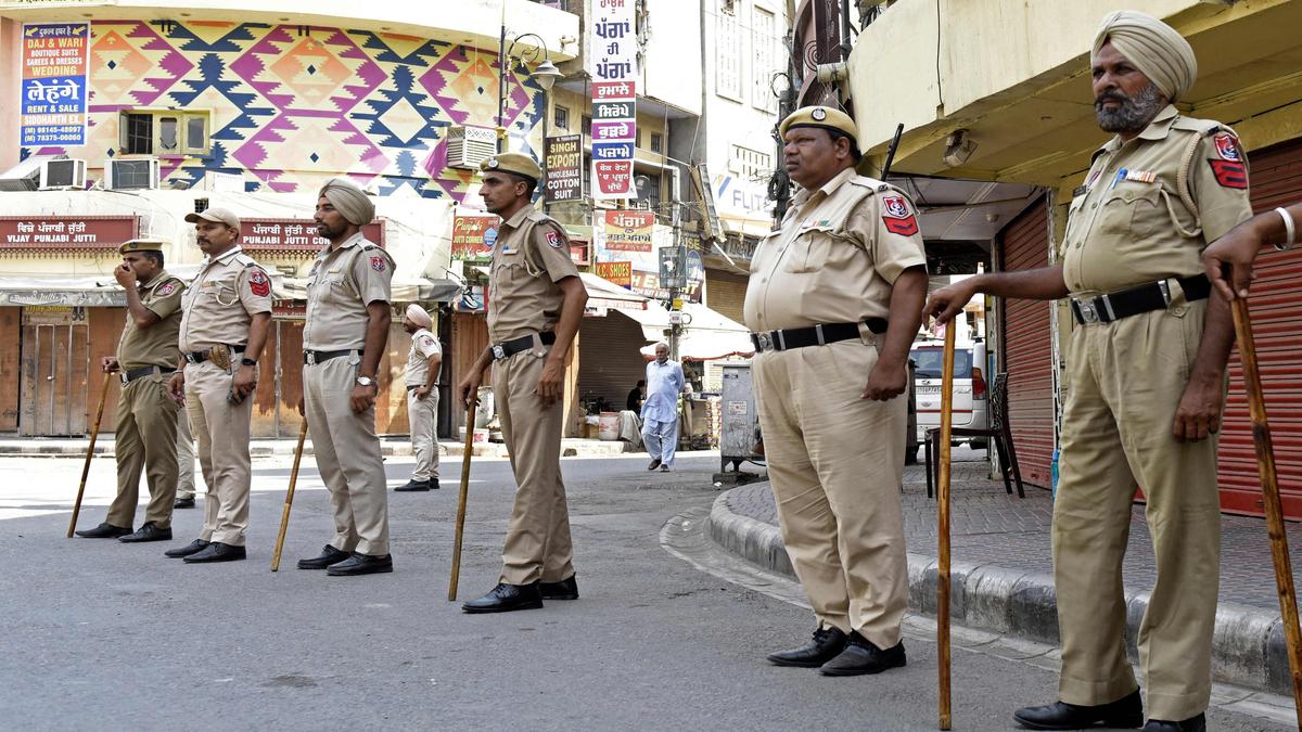 Akal Takht chief pushes for training in ‘traditional and modern weapons ...