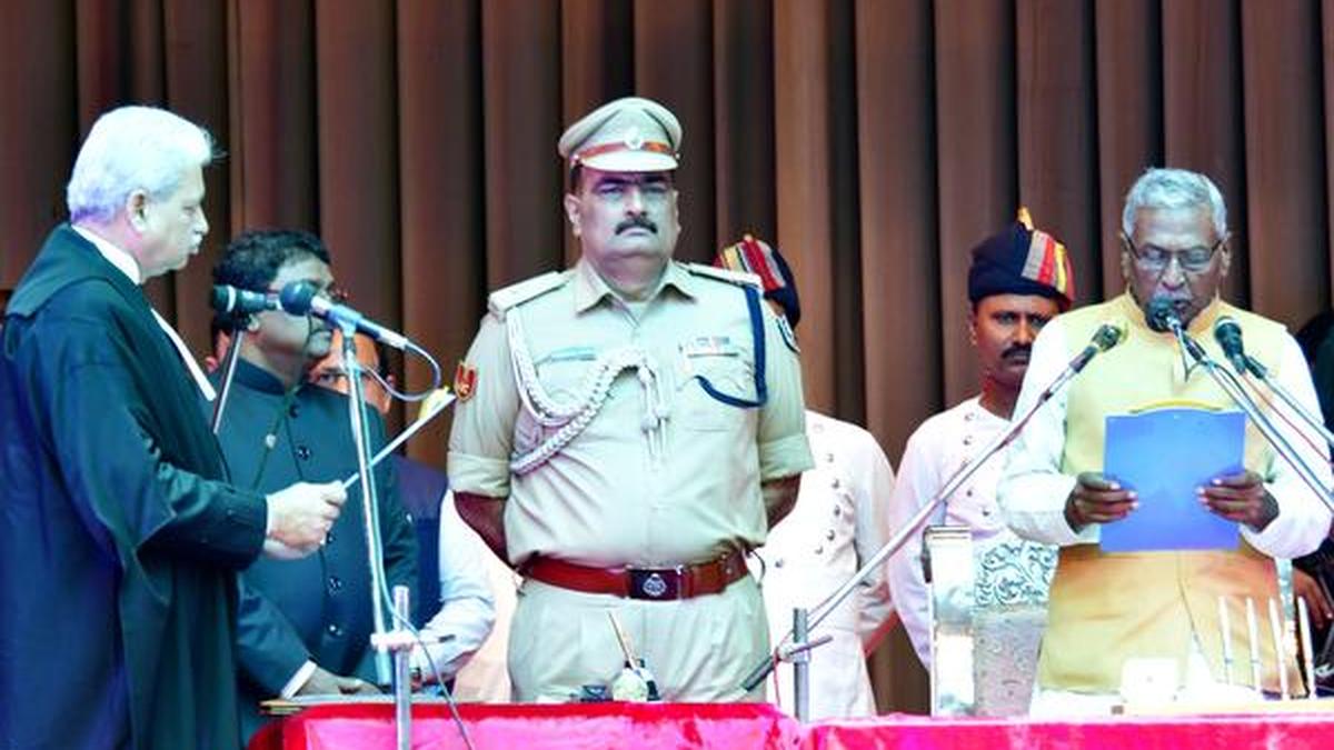 Phagu Chauhan sworn in as Bihar Governor - The Hindu