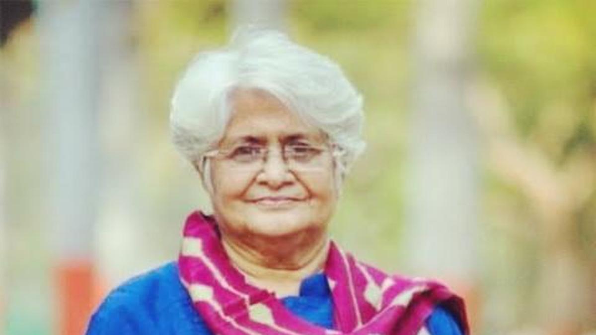 National Film Award winner Sumitra Bhave is dead - The Hindu