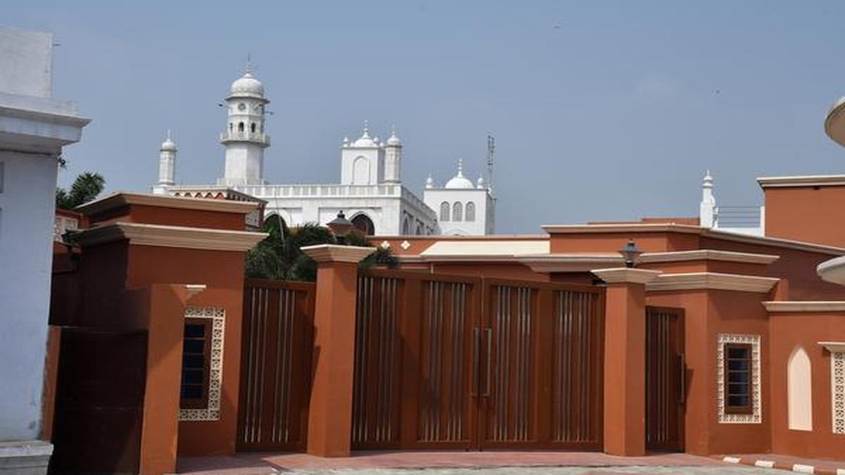 Free to call ourselves Muslim in India, say minority Ahmadiyyas - The Hindu
