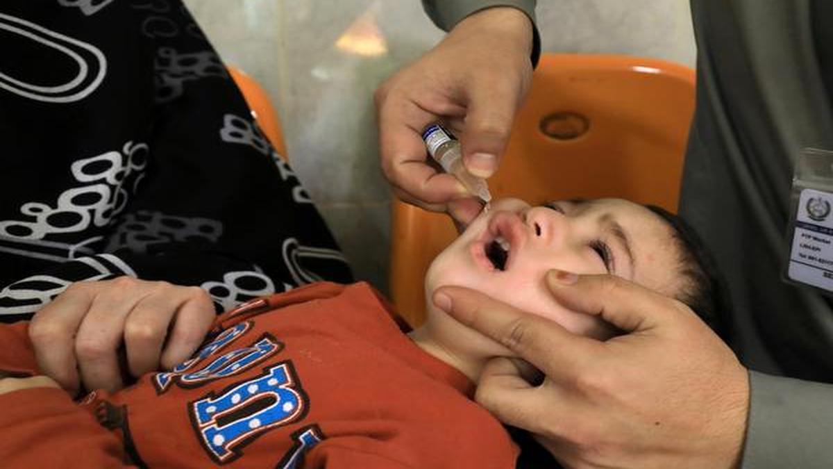 Pakistan launches nationwide anti-polio campaign - The Hindu