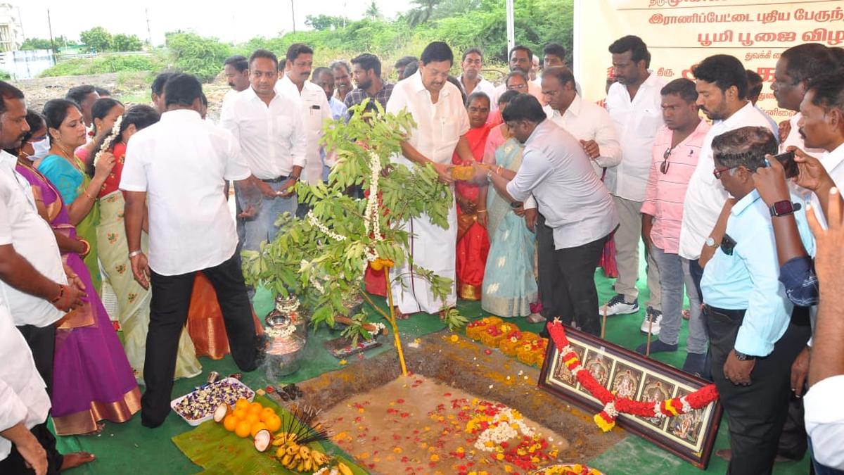 Work on new bus terminus in Ranipet begins - The Hindu