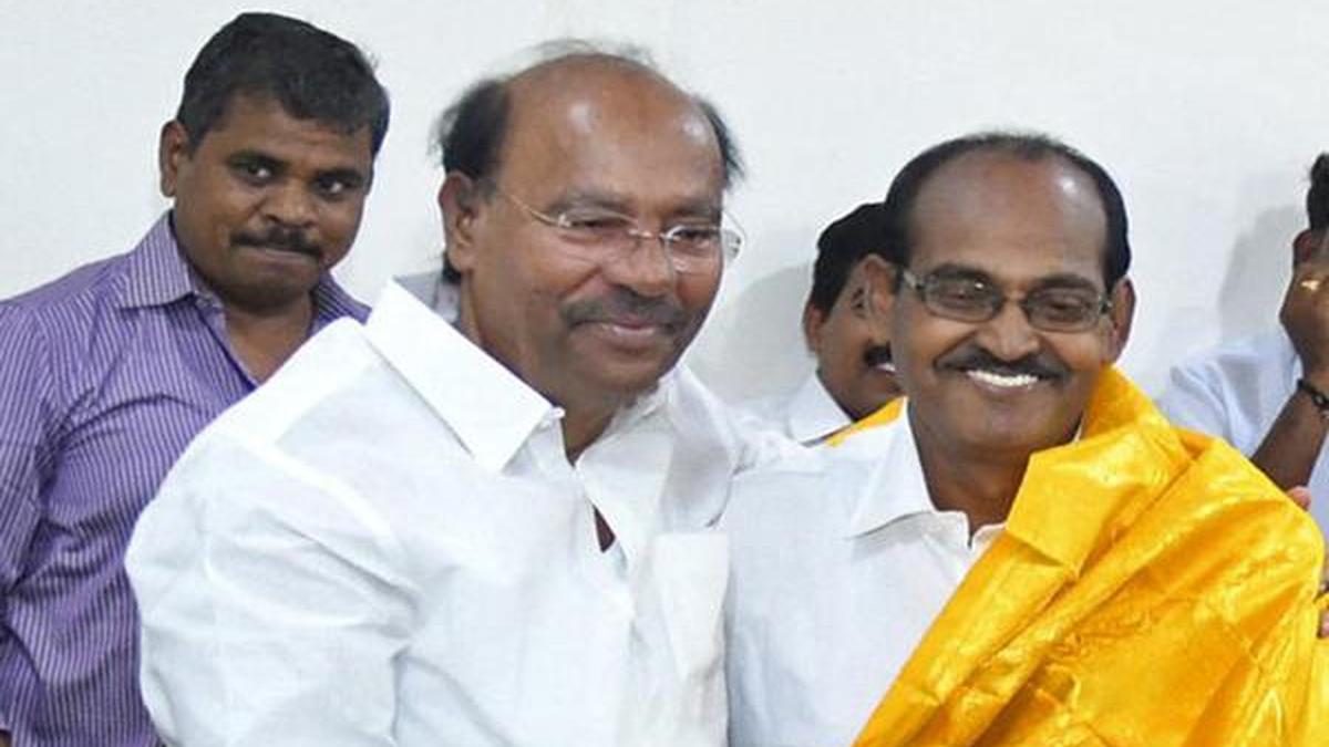 Dheeran rejoins PMK after 21 years - The Hindu