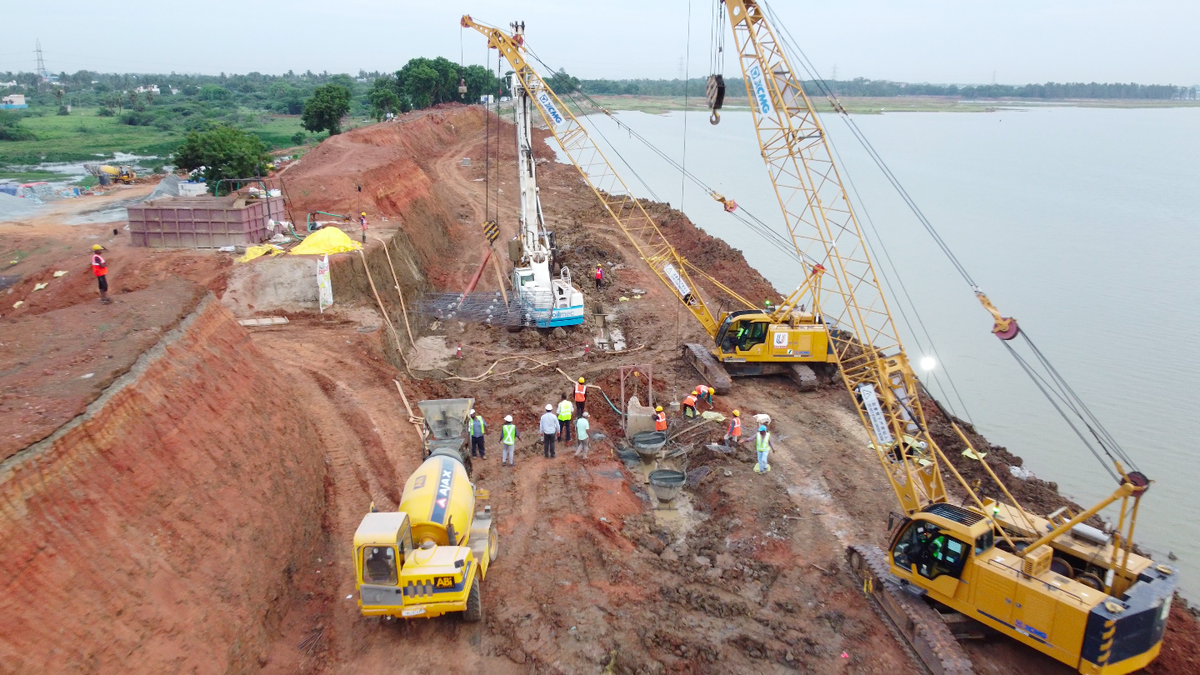 Cholavaram reservoir’s bund that suffered severe damage last monsoon ...