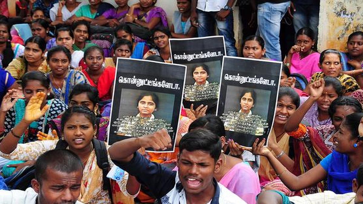 Students’ protest against NEET continues across the State - The Hindu
